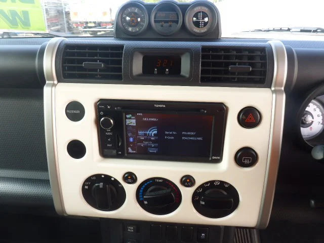Toyota FJ Cruiser 2011 - 2015 – Custom Car Stereo Systems